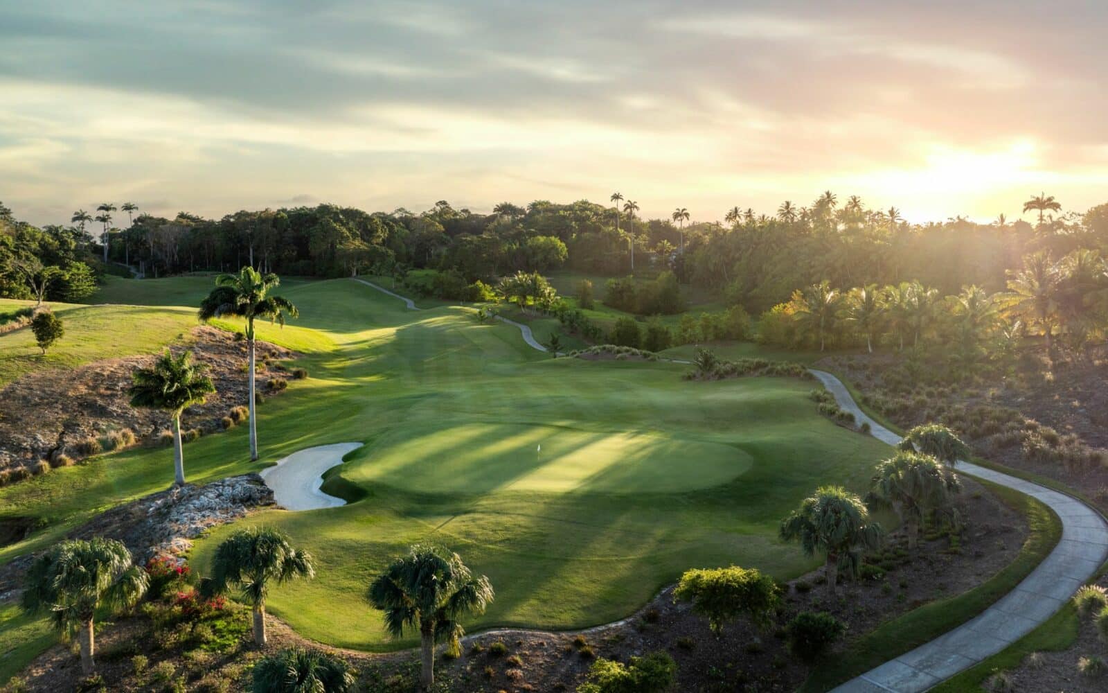 Predicting the Top golf destination for 2025